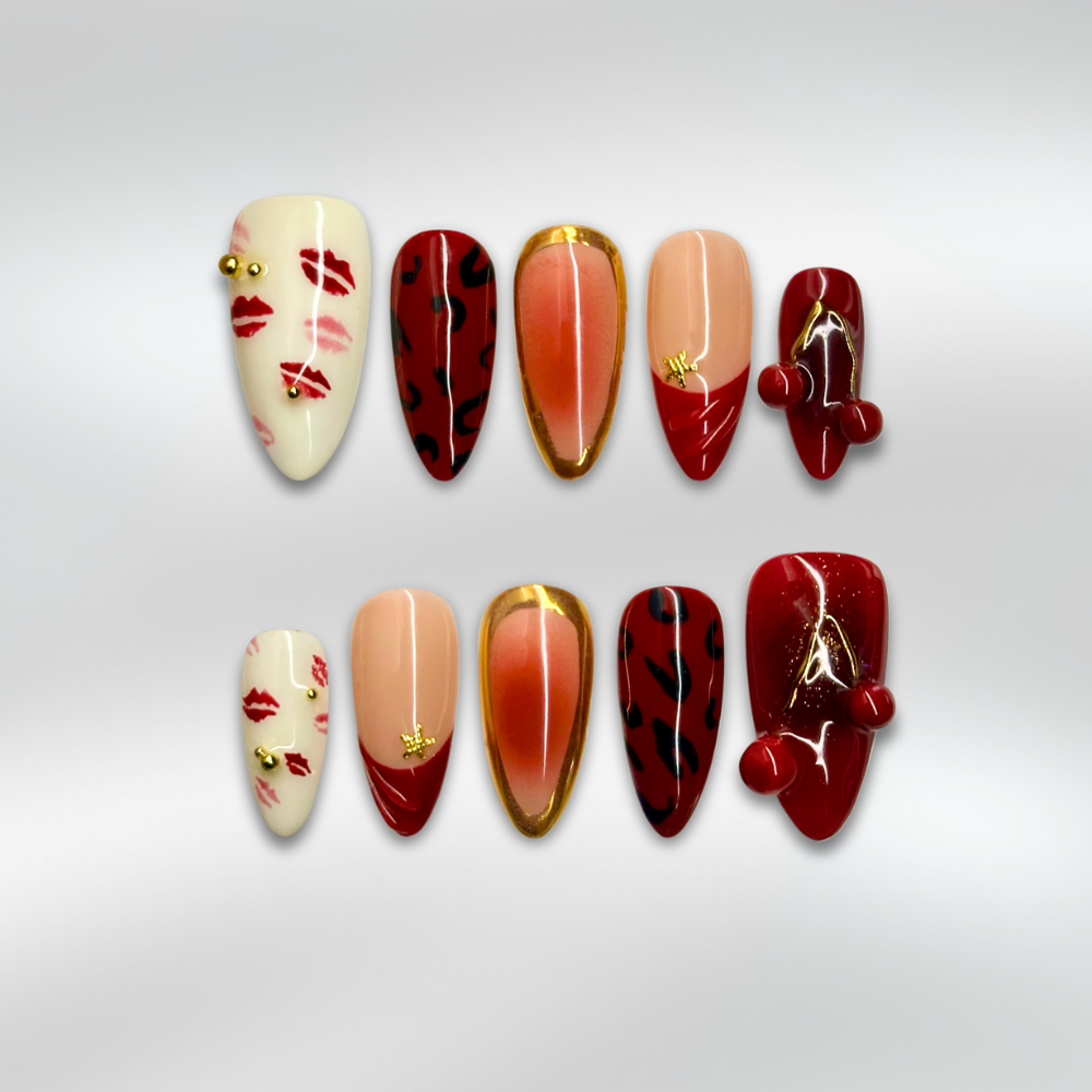 HOLIDAY SPARKLE – NailPhoria