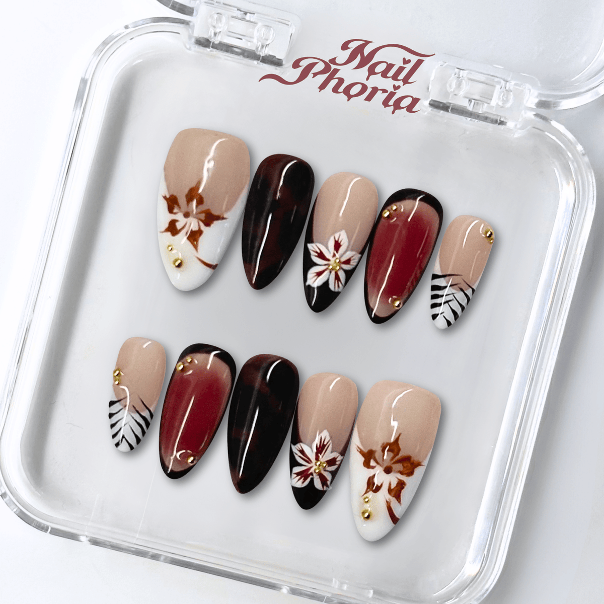 AMBER FLEUR – NailPhoria